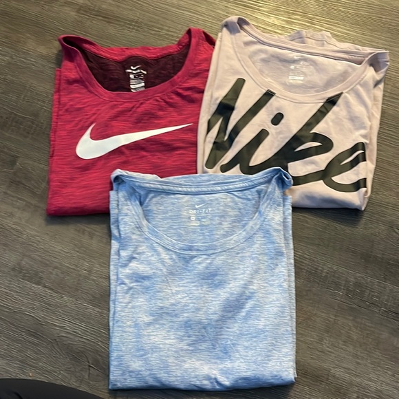 Nike | Tops | Nike Tee Bundle | Poshmark